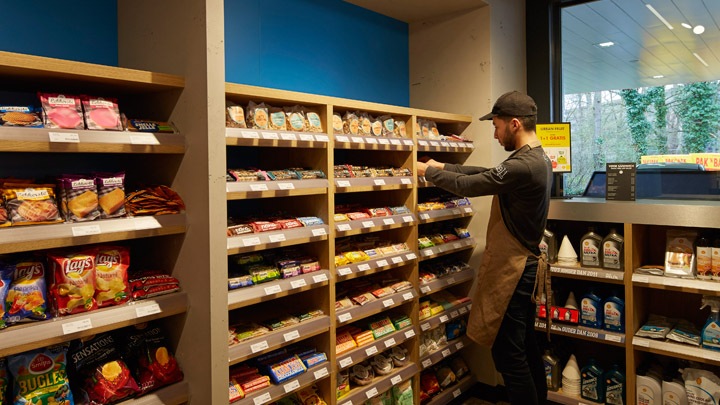 Shell convenience store | Philips lighting